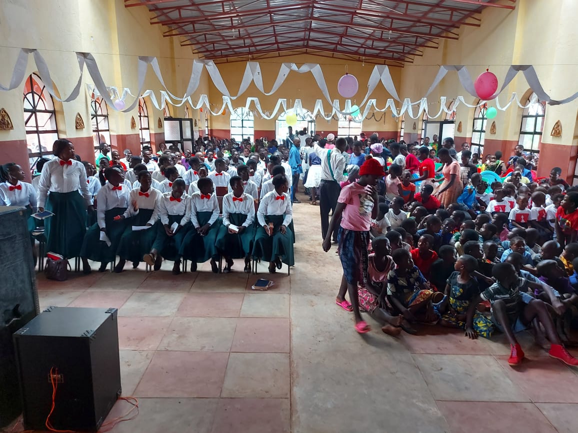 Blessing of Holy Trinity Church Chikowa, Malawi - Comunidad misionera ...